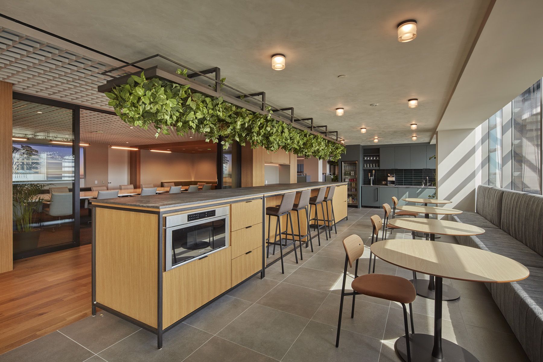 Shamrock Capital Offices - Los Angeles | Office Snapshots