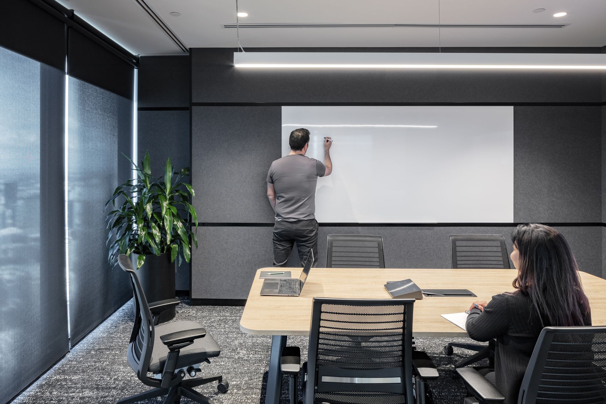 Visa Offices - Melbourne | Office Snapshots