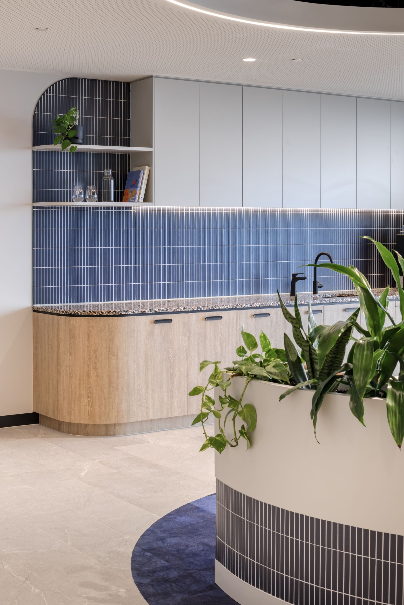 Visa Offices - Melbourne | Office Snapshots