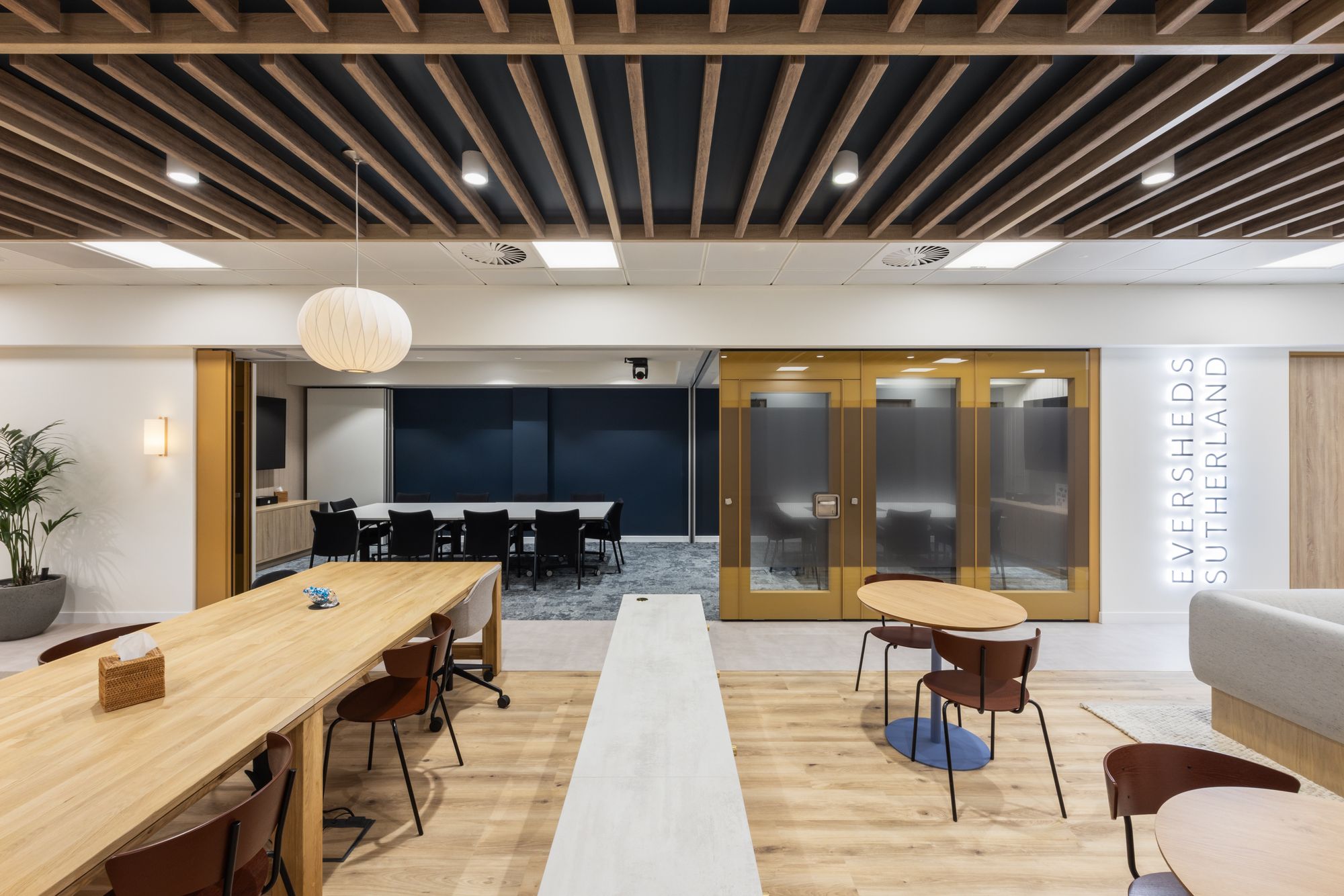 Eversheds Sutherland Offices - Edinburgh | Office Snapshots