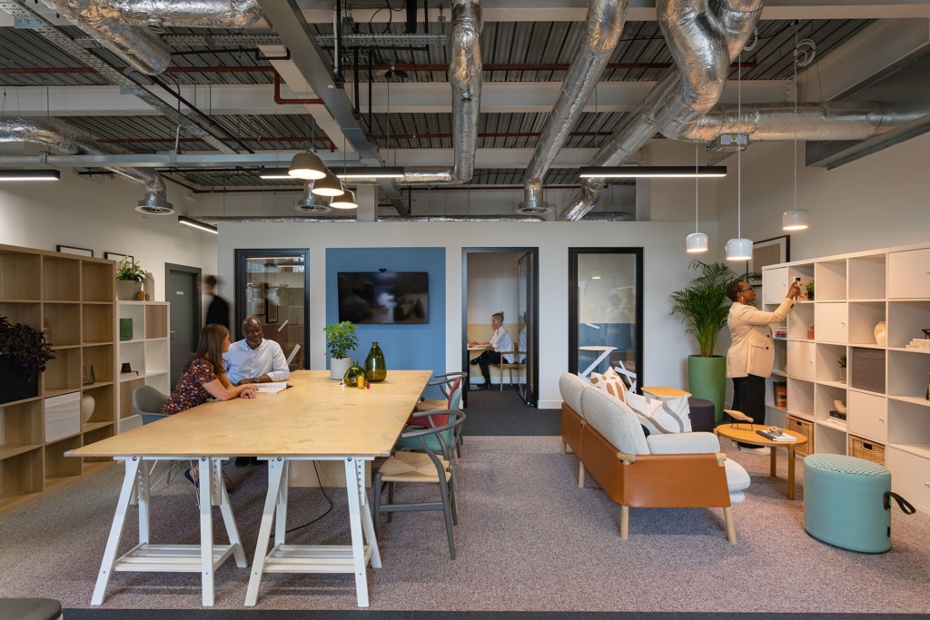 First Love Foundation Offices - London | Office Snapshots