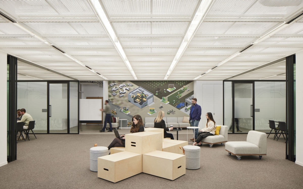 John Deere Offices - Chicago | Office Snapshots