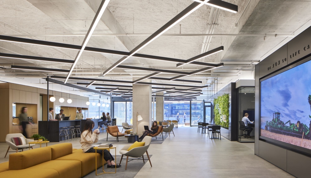 John Deere Offices - Chicago | Office Snapshots