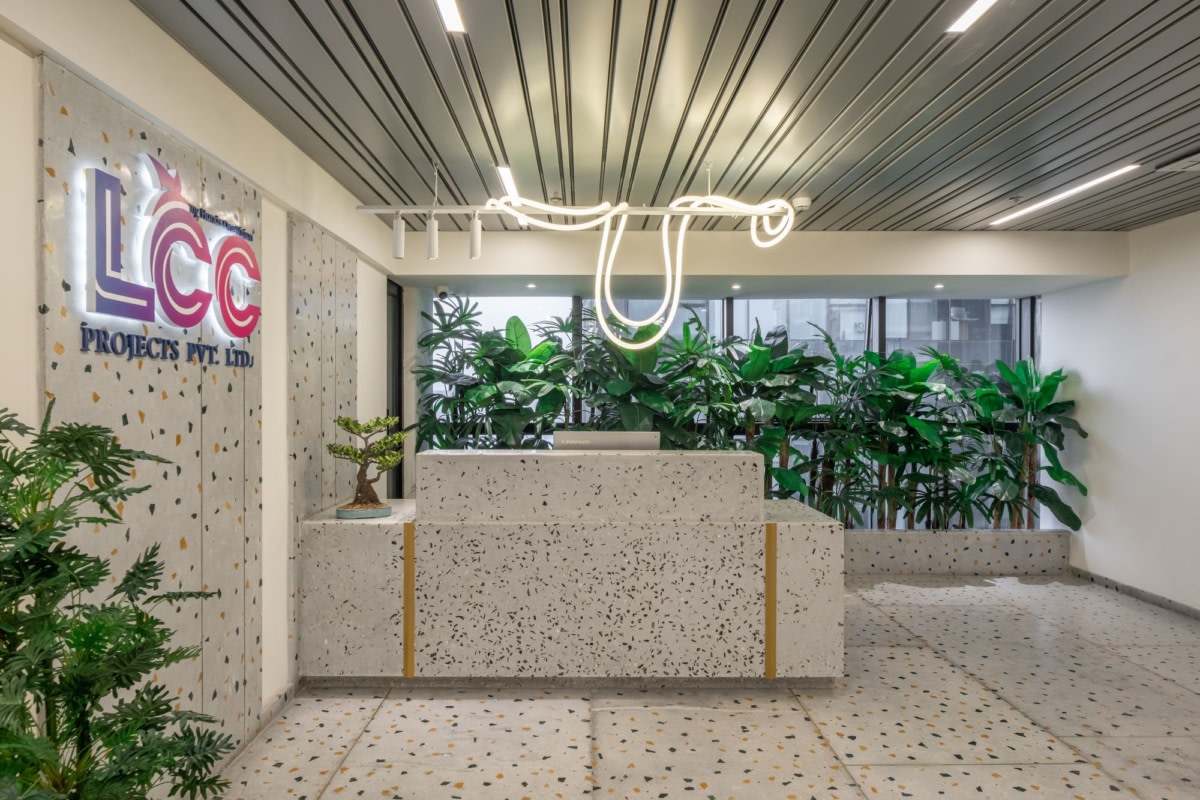 LCC Projects Offices - Ahmedabad | Office Snapshots