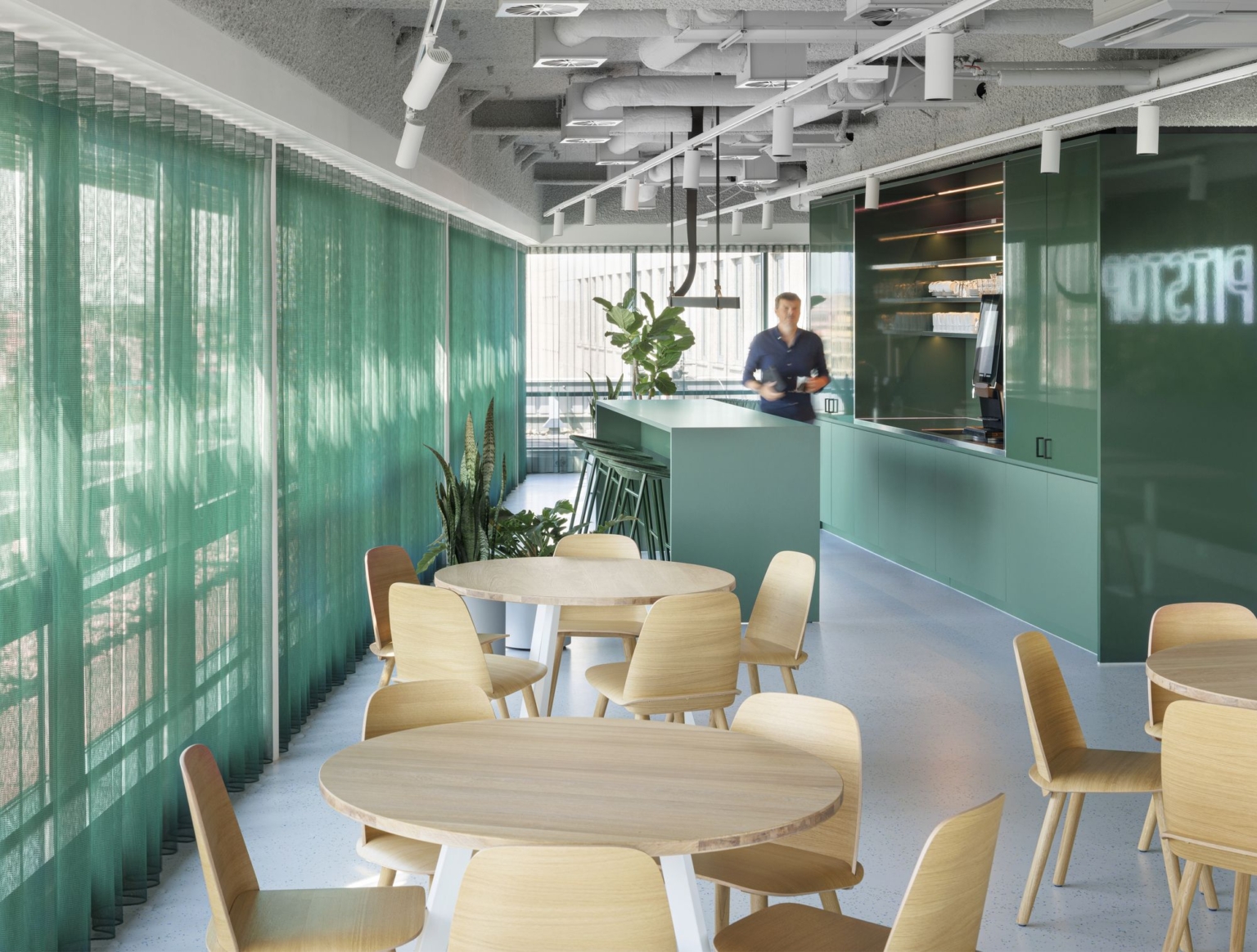 LKQ Fource Offices - Rotterdam | Office Snapshots