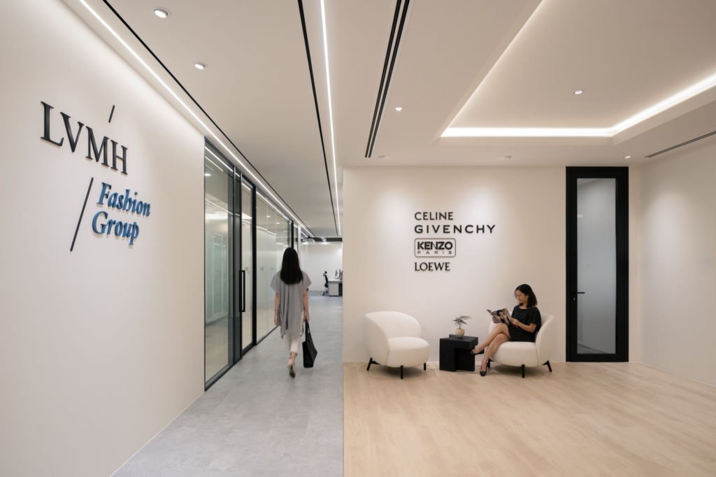 LVMH Fashion Group Offices - Singapore | Office Snapshots