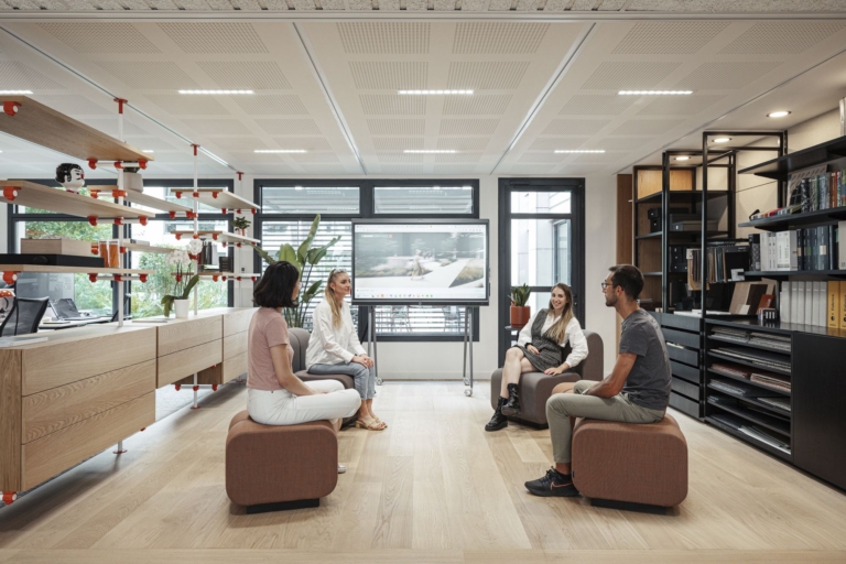M Moser Associates Offices - Paris | Office Snapshots