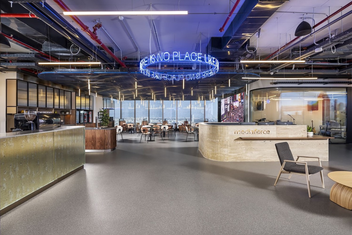 Media Force Offices - Holon | Office Snapshots