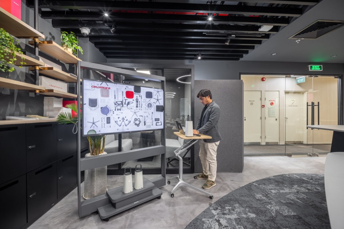 Okamura Vietnam Offices - Ho Chi Minh City | Office Snapshots