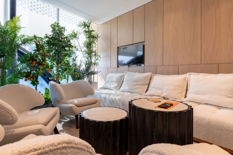 Orange Group Offices - Dubai | Office Snapshots