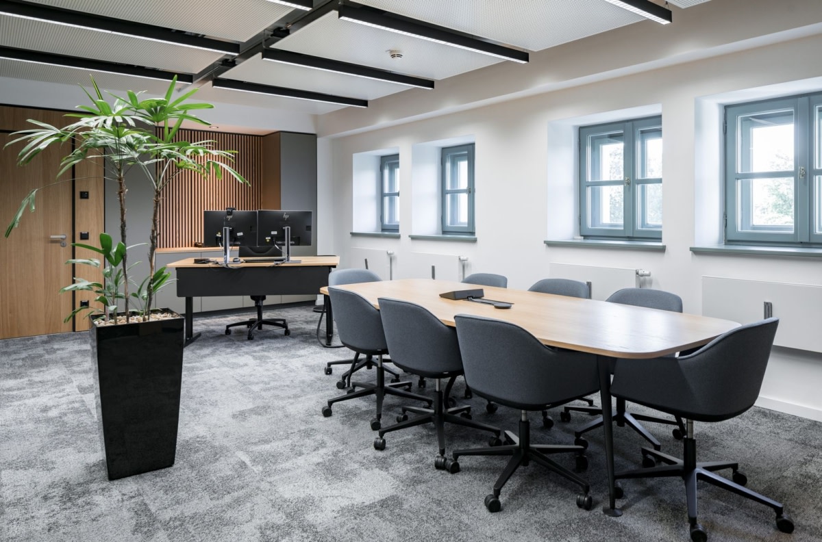 Real I.S. Offices - Munich | Office Snapshots