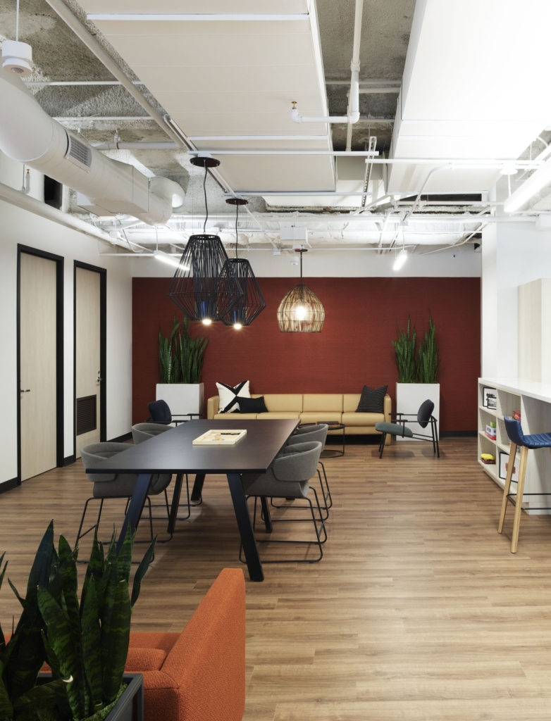 125 S. Wacker Suite 1300 - Chicago | Office Snapshots