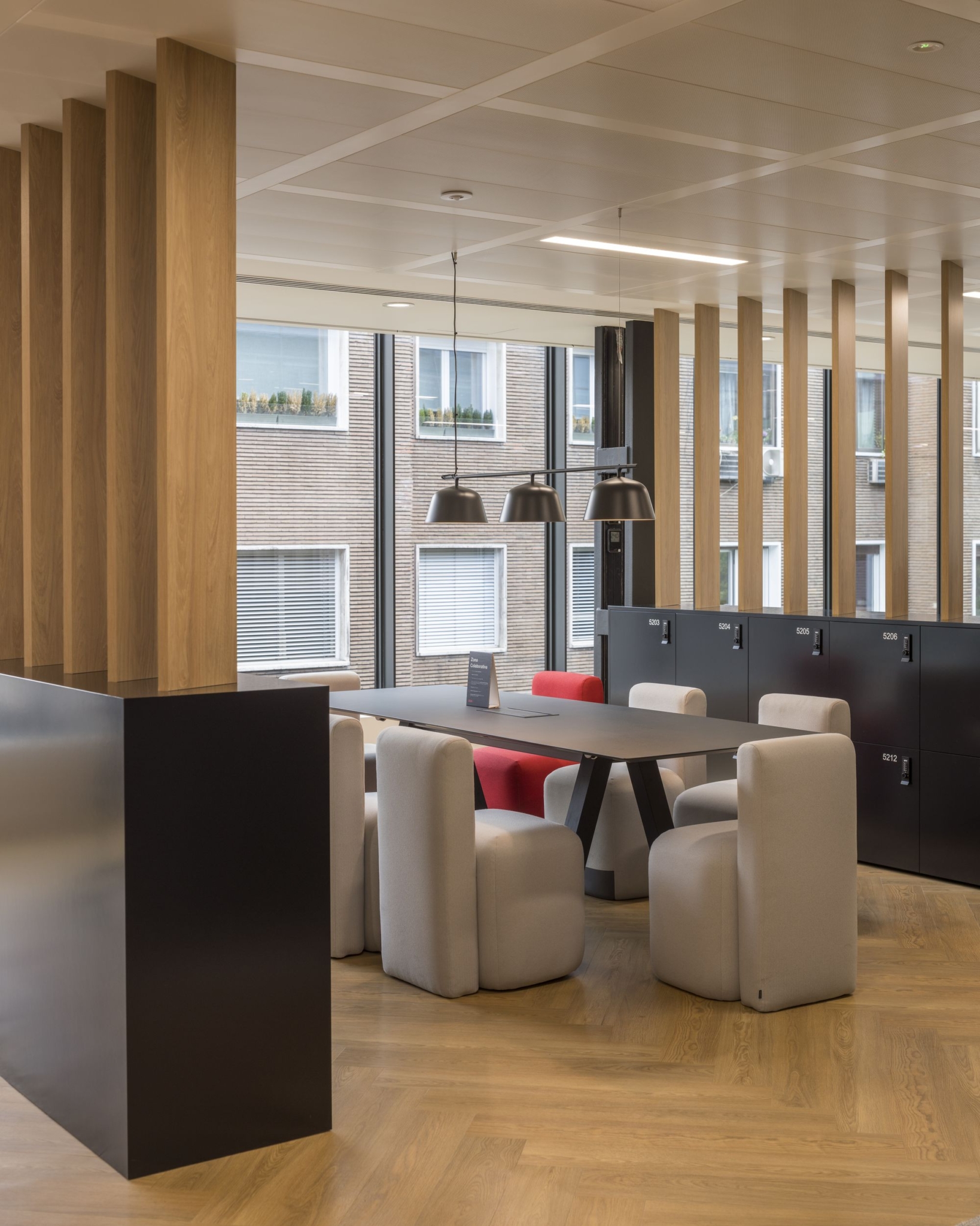 AON Offices - Madrid | Office Snapshots