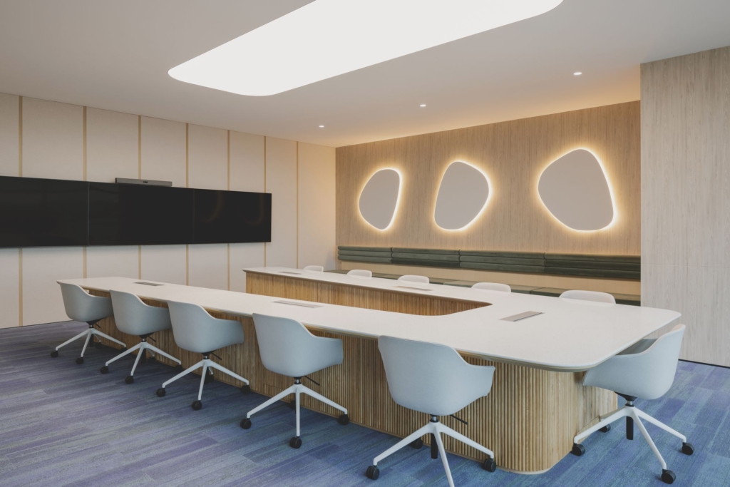 Best World International Offices - Singapore | Office Snapshots