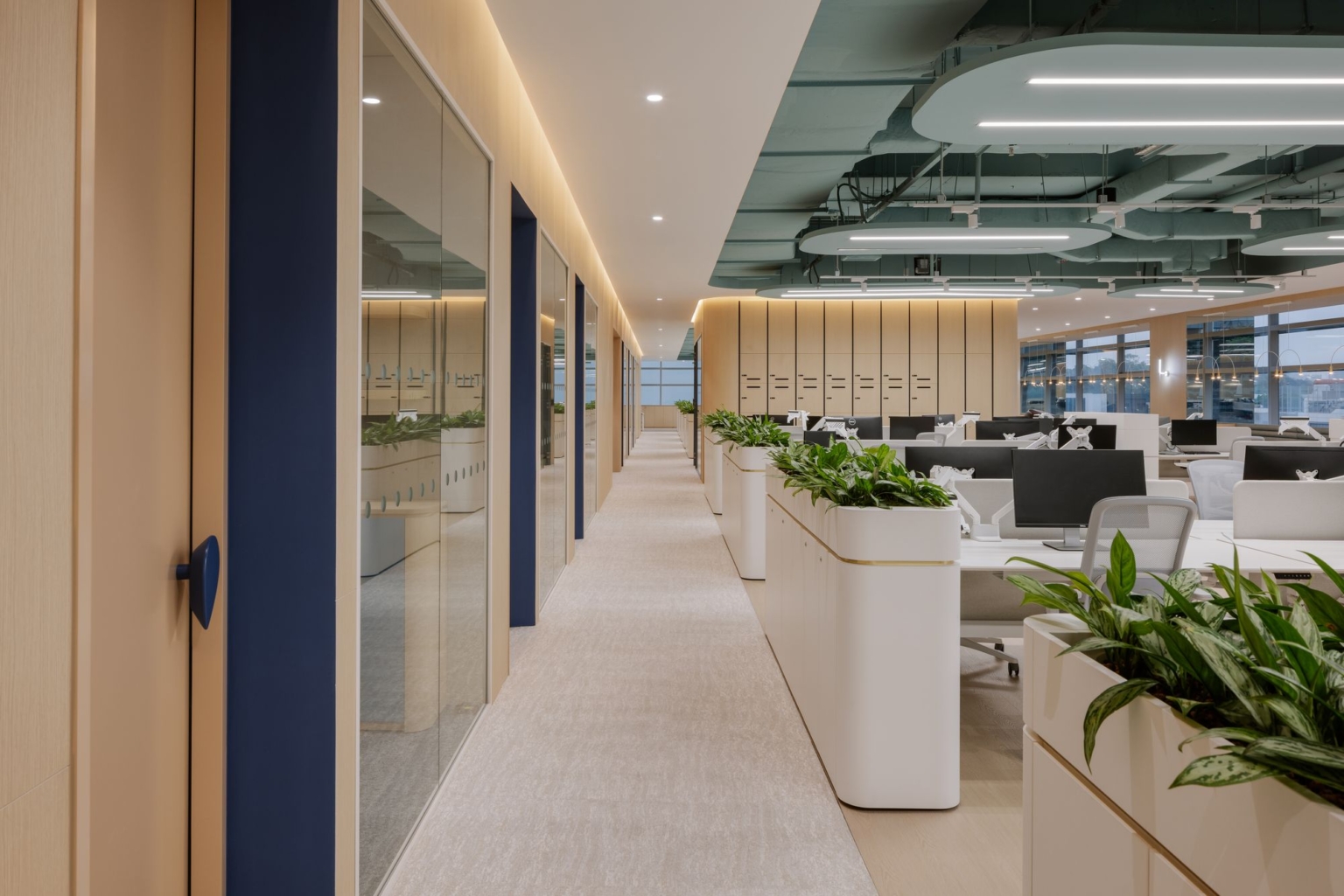 Best World International Offices - Singapore | Office Snapshots