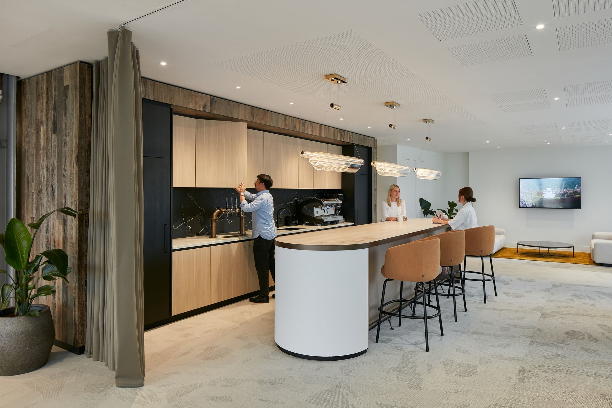 HFW Offices - London | Office Snapshots