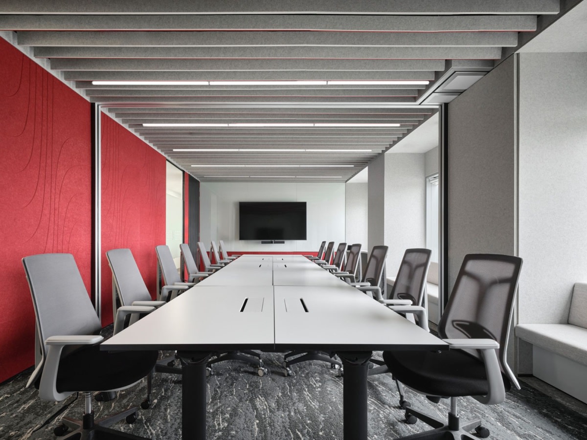 Hitachi Vantara Offices - Singapore | Office Snapshots