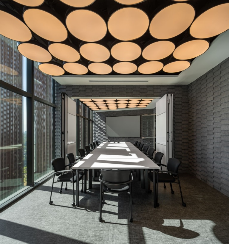 Revlon Offices - Mexico City | Office Snapshots