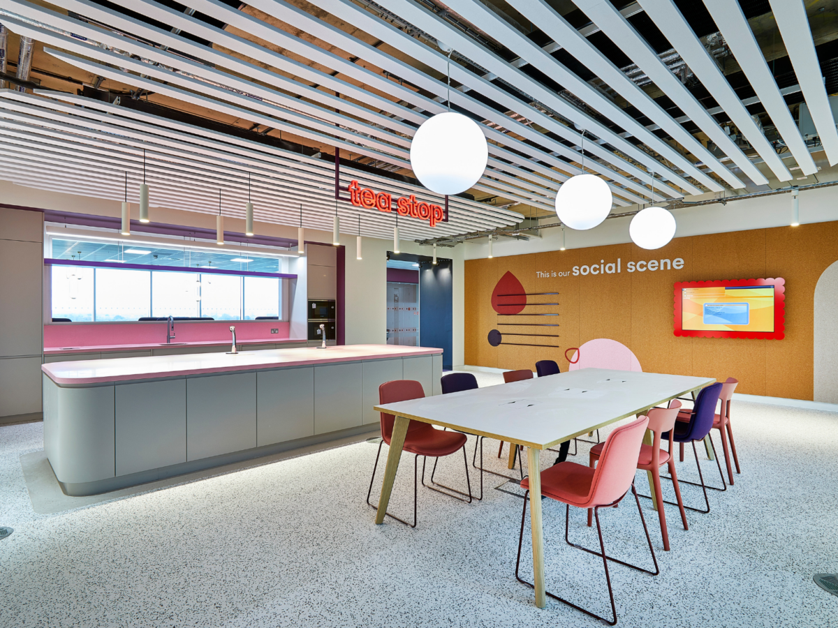 AllSfär Breeze | Office Snapshots