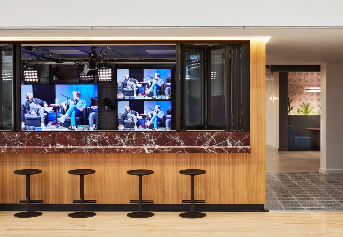 Barstool Sports Offices - Chicago | Office Snapshots
