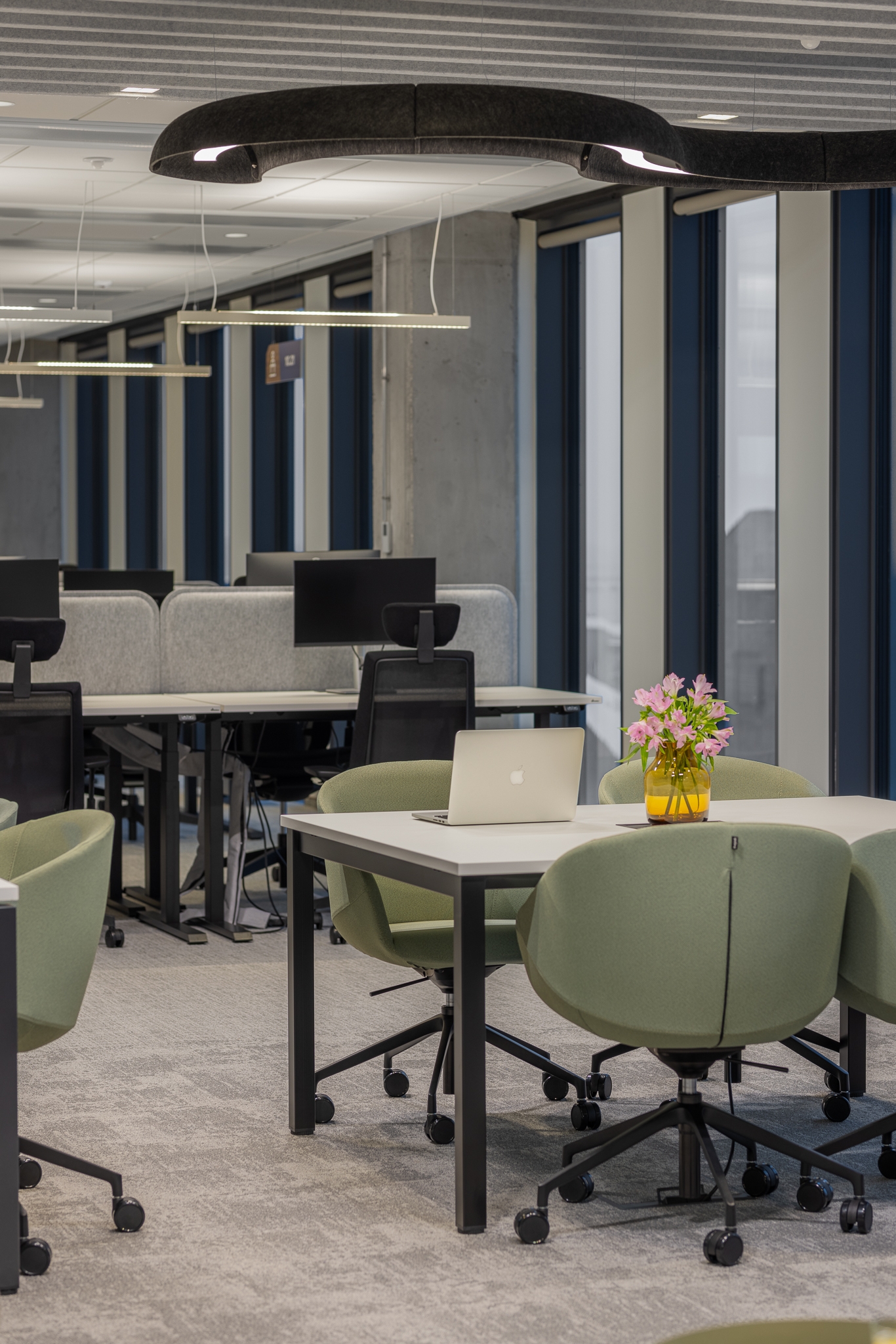 BAT DBS Poland Offices - Warsaw | Office Snapshots