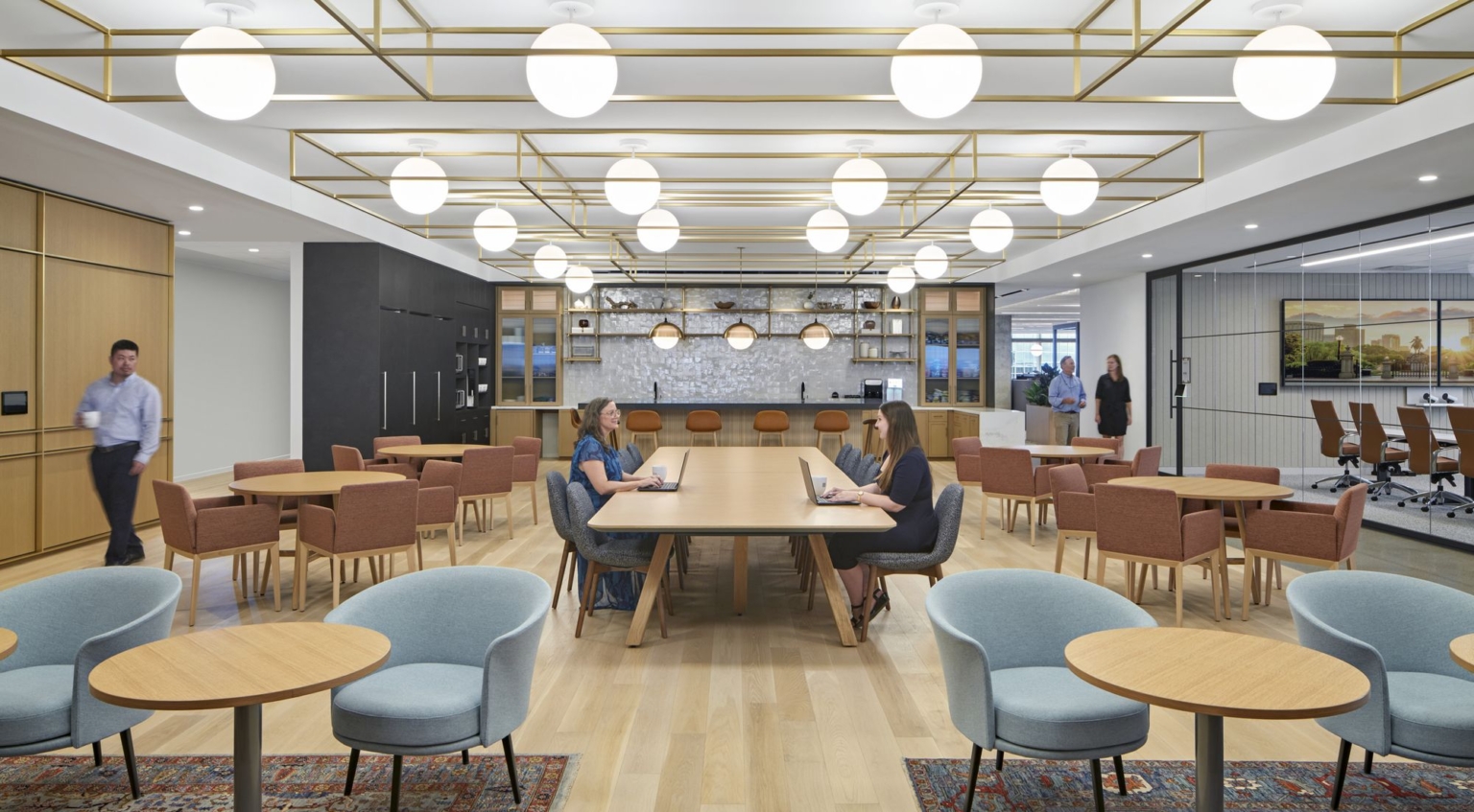 Cambridge Associates Offices - Boston | Office Snapshots