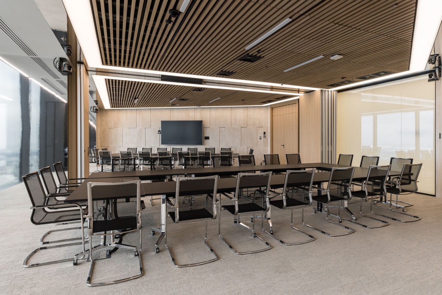 Greenberg Traurig Offices - Warsaw | Office Snapshots