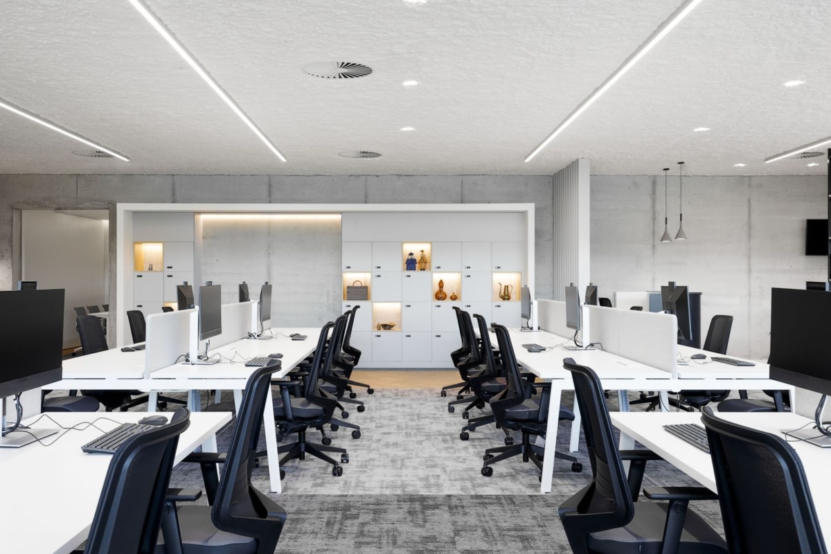 KPMG Offices - Évora | Office Snapshots