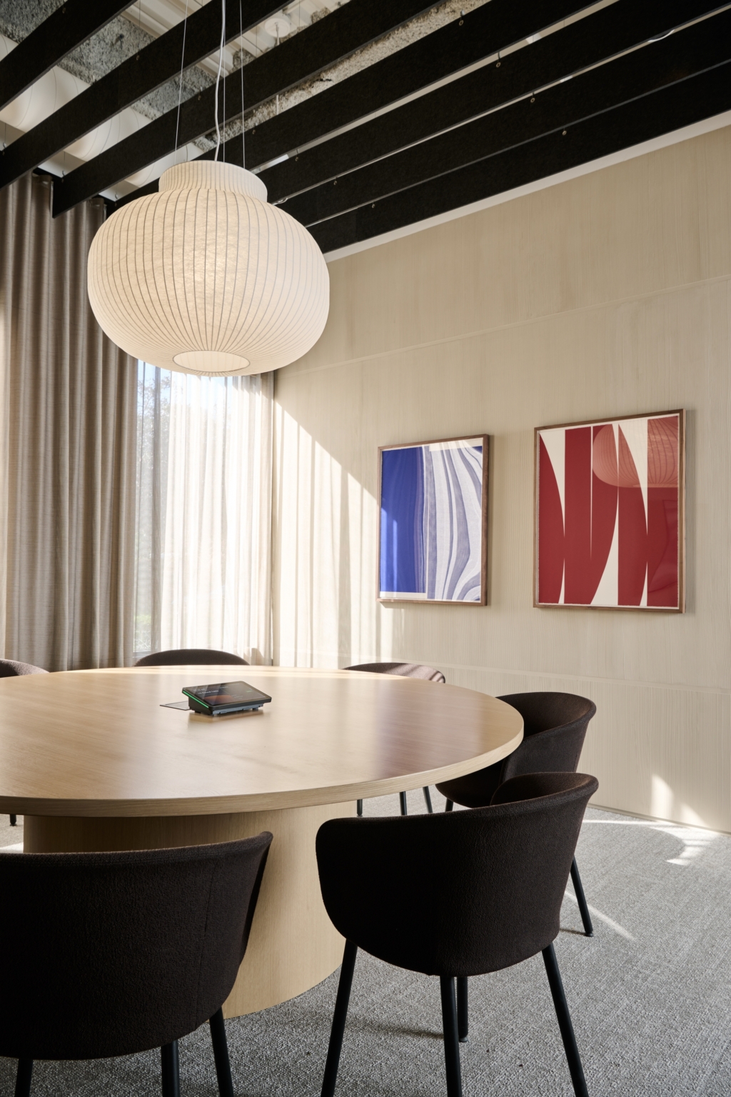 LG Group Offices - Chicago | Office Snapshots