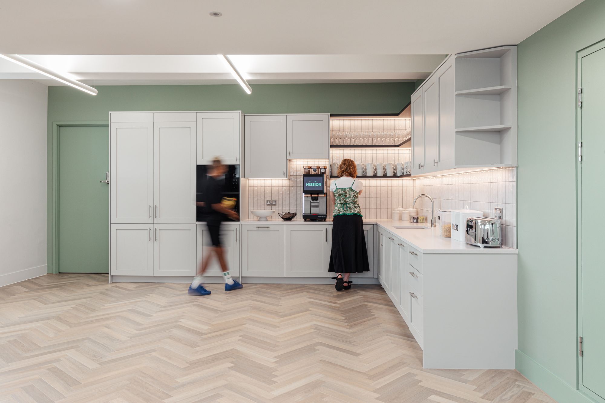 MISSION Group Offices - London | Office Snapshots