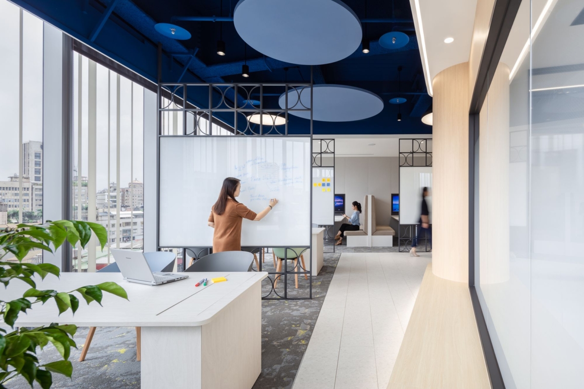 Panasonic Offices - Taipei | Office Snapshots