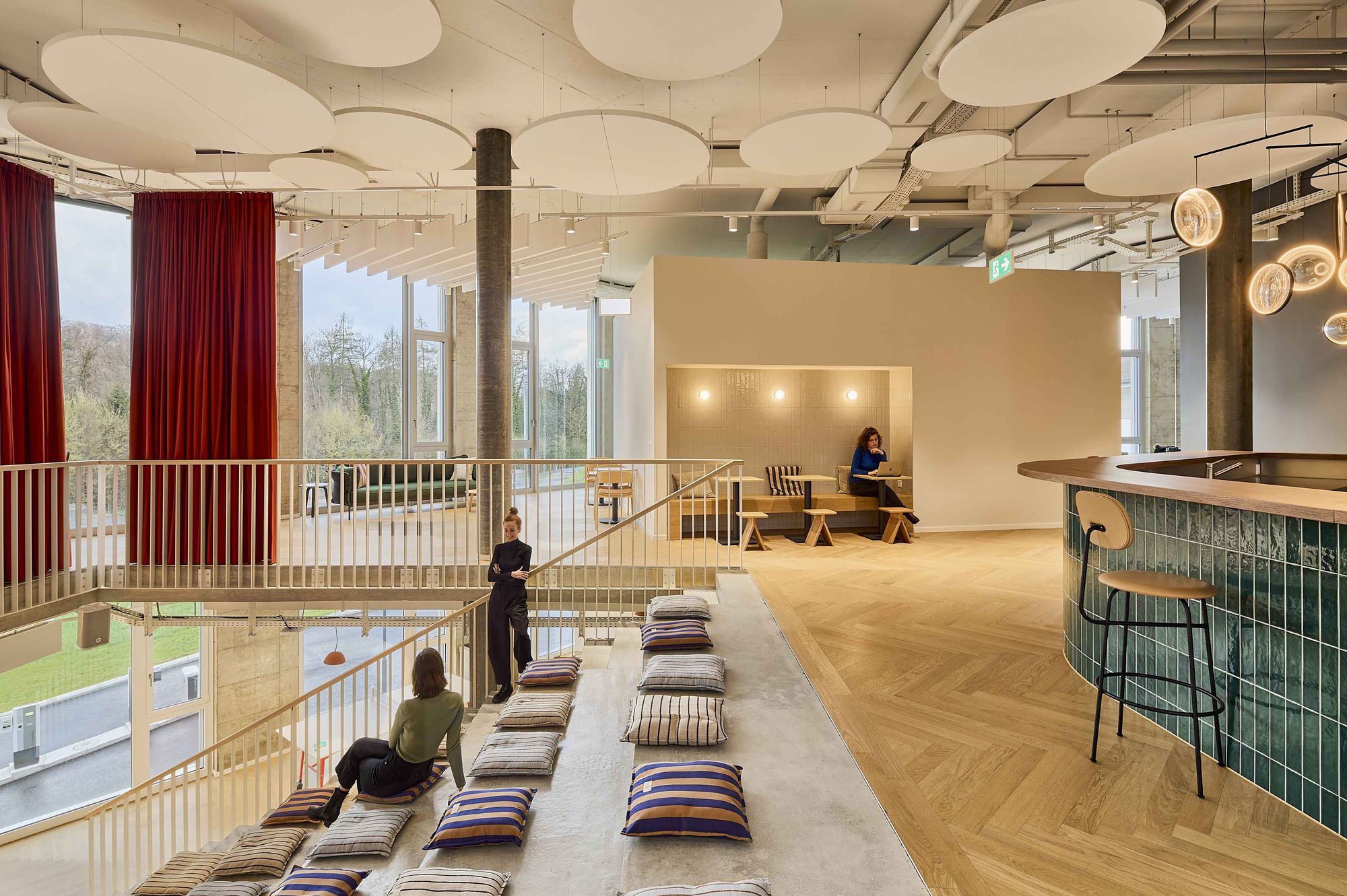 QoQa Offices - Lausanne | Office Snapshots