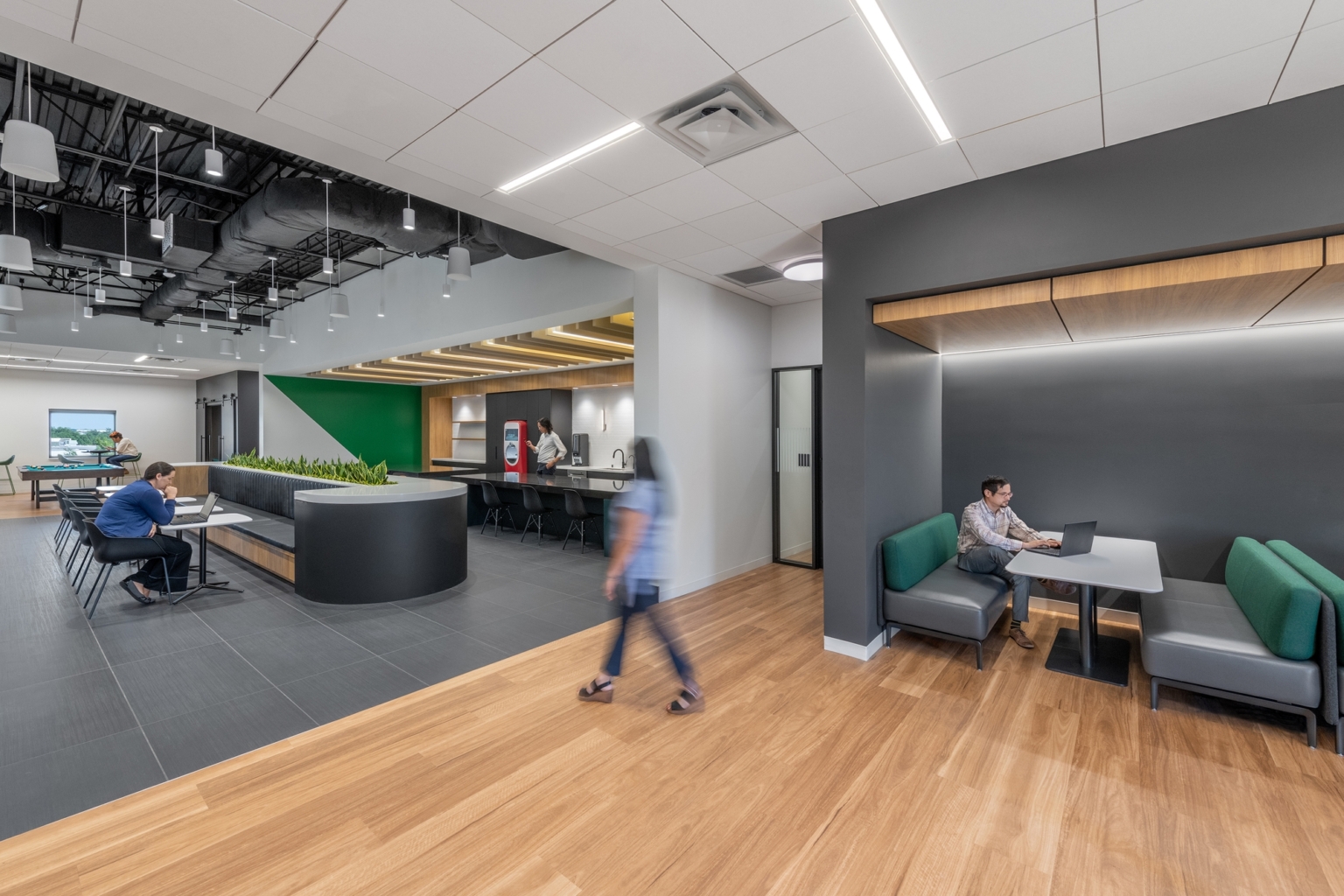Wingstop Offices - Addison | Office Snapshots