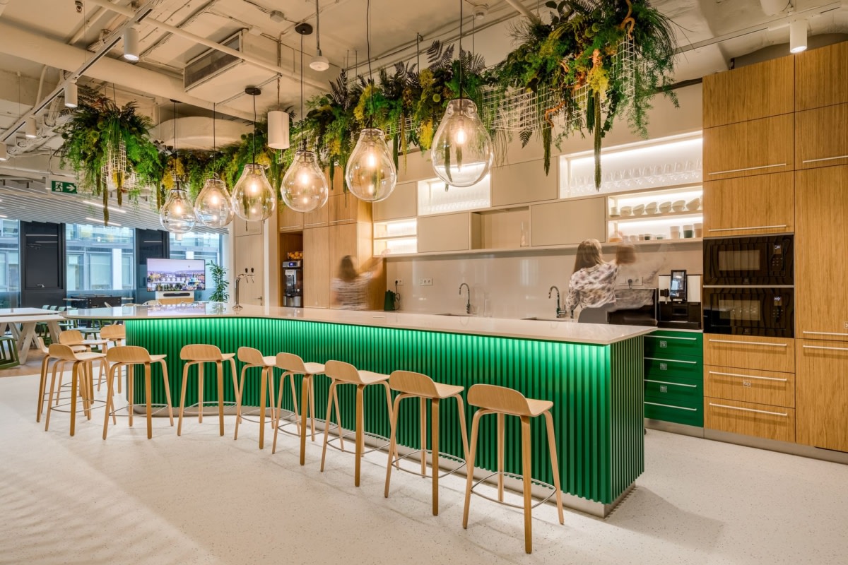 Boston Consulting Group Offices – Prague | Office Snapshots