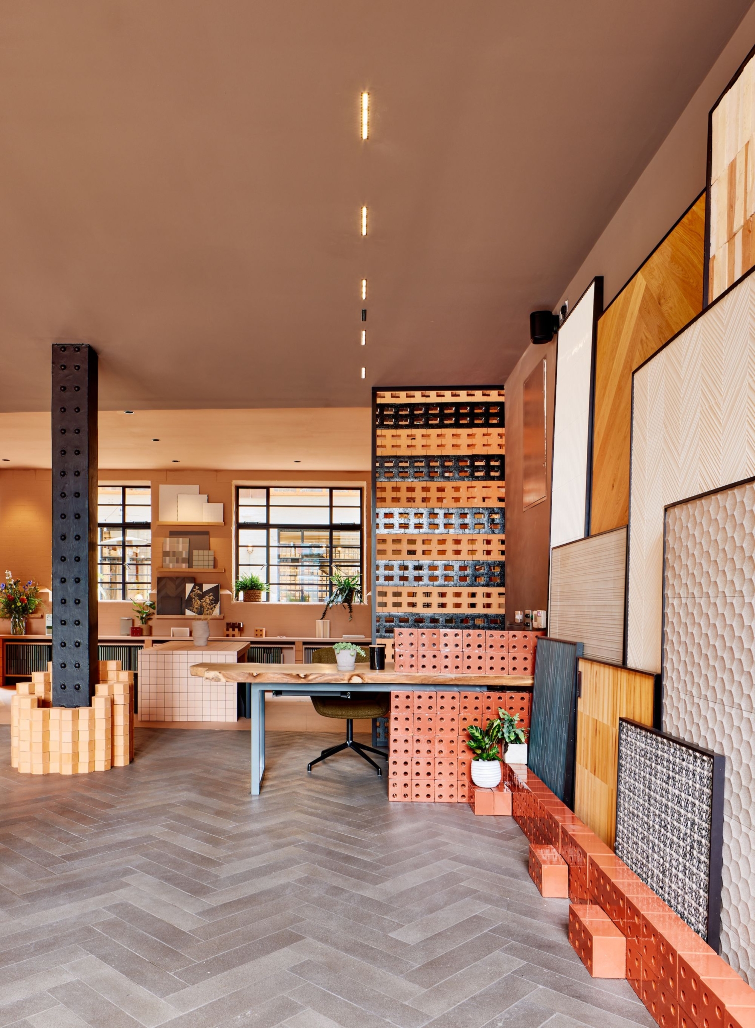 Domus Campus and Showroom - London | Office Snapshots