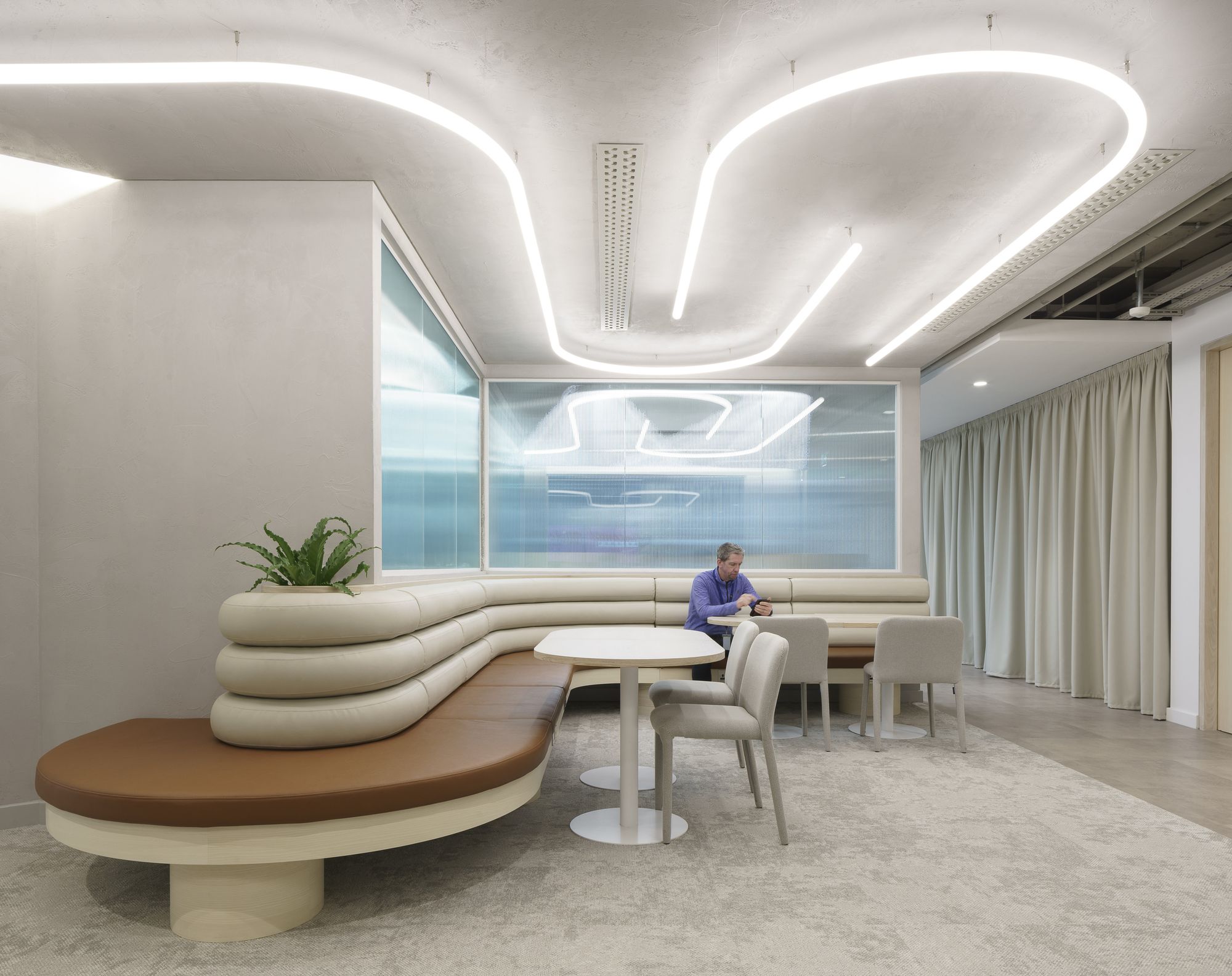Dropbox Offices - Dublin | Office Snapshots
