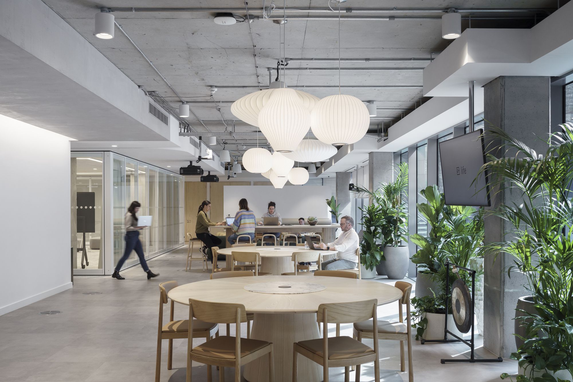 Dropbox Offices - Dublin | Office Snapshots
