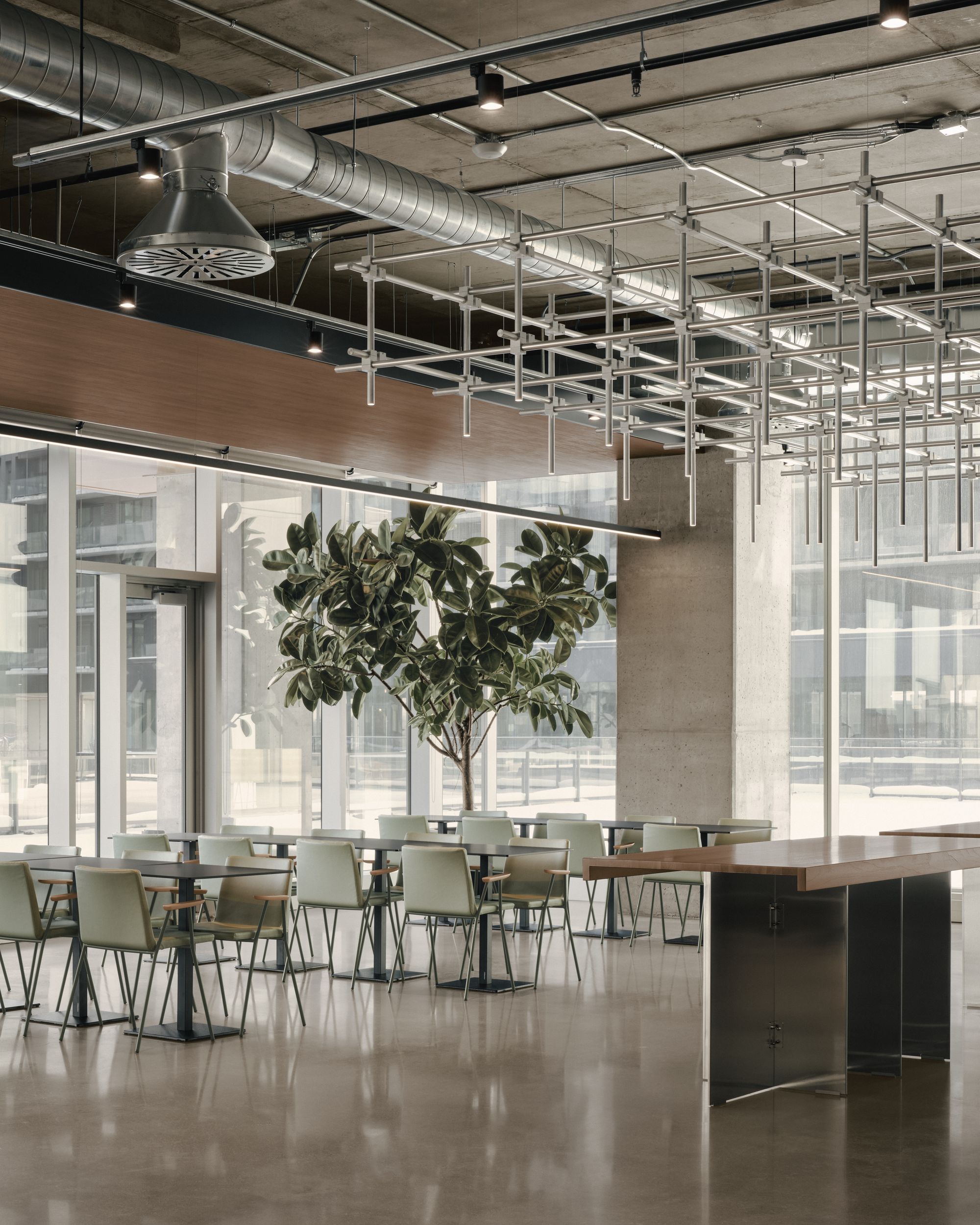 Groupe Montoni Offices - Laval | Office Snapshots