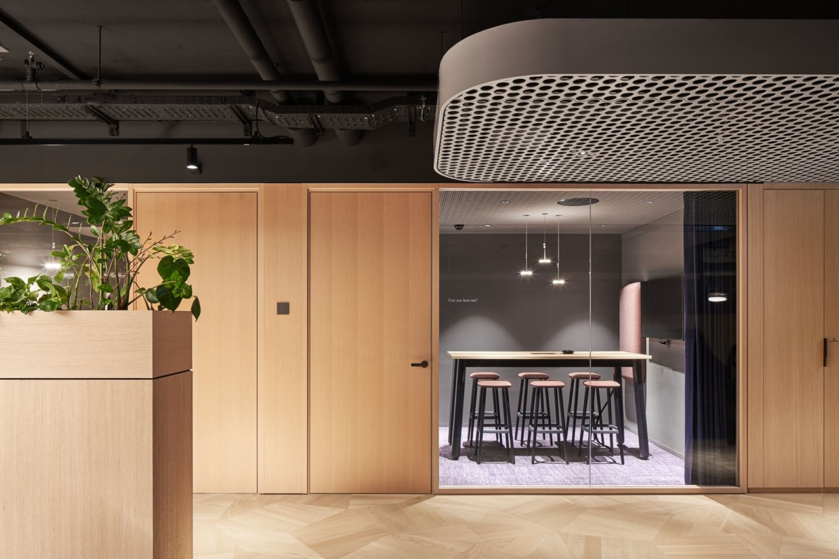 Hyatt at the Circle Office - Zurich | Office Snapshots