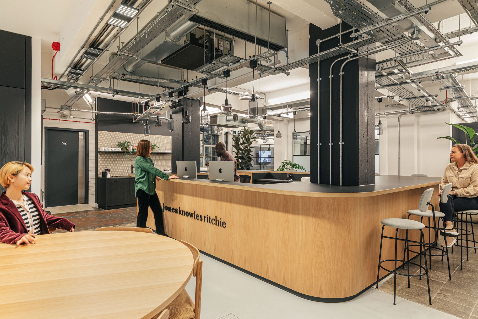 Jones Knowles Ritchie (JKR) Offices - London | Office Snapshots