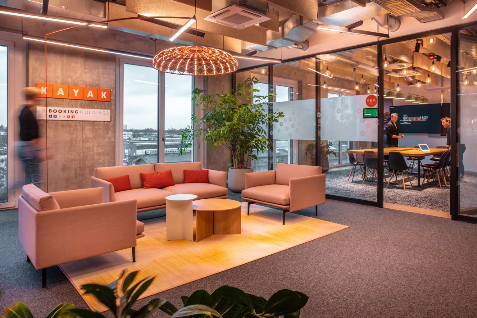 Kayak Offices - Berlin | Office Snapshots