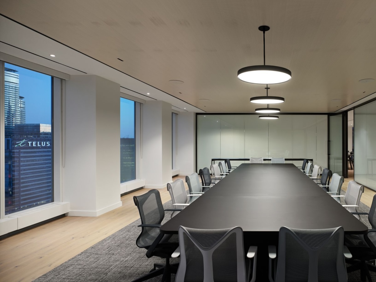PLATFORM Insurance Offices - Toronto | Office Snapshots