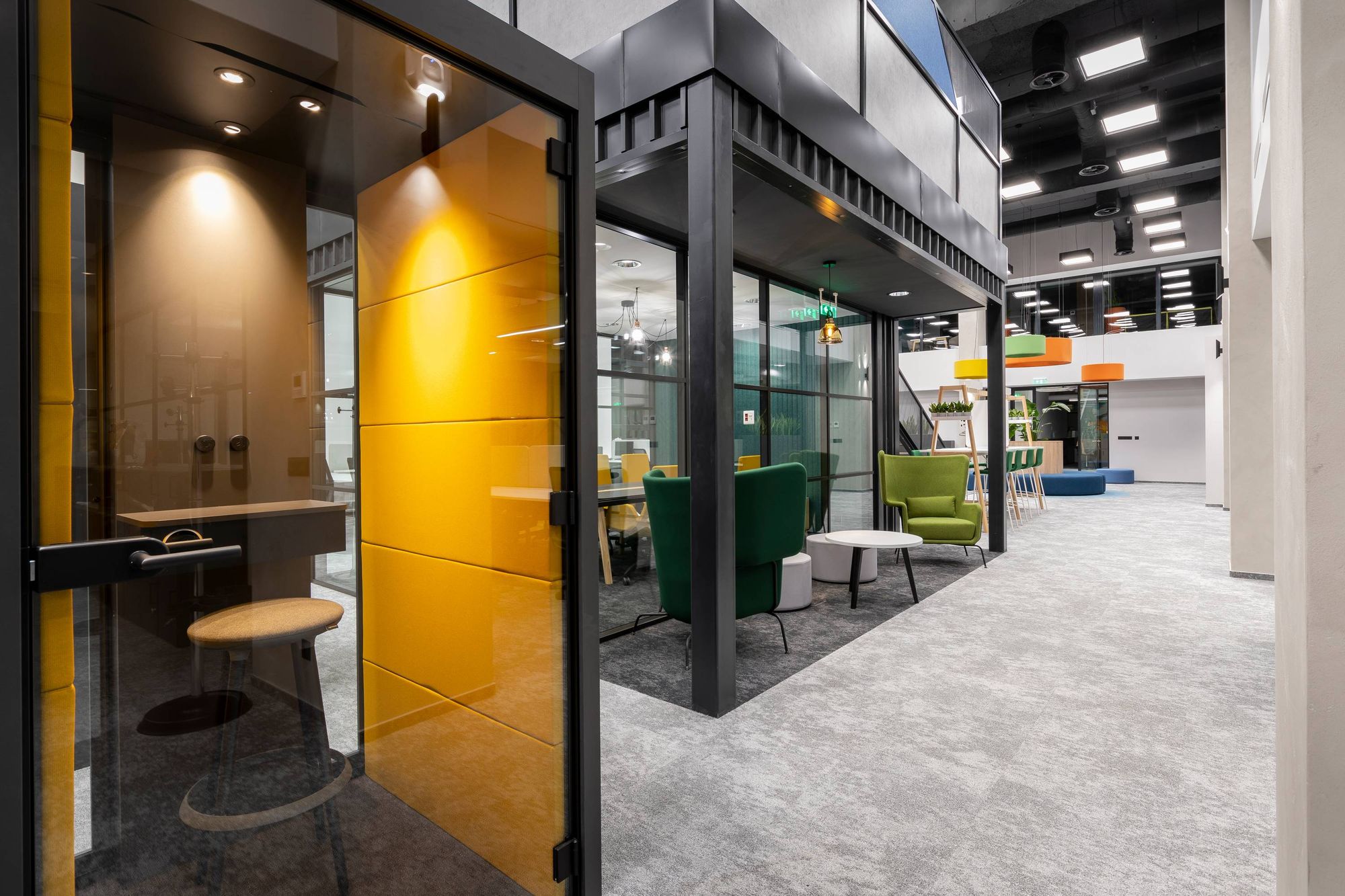 DSK Bank Offices - Sofia | Office Snapshots