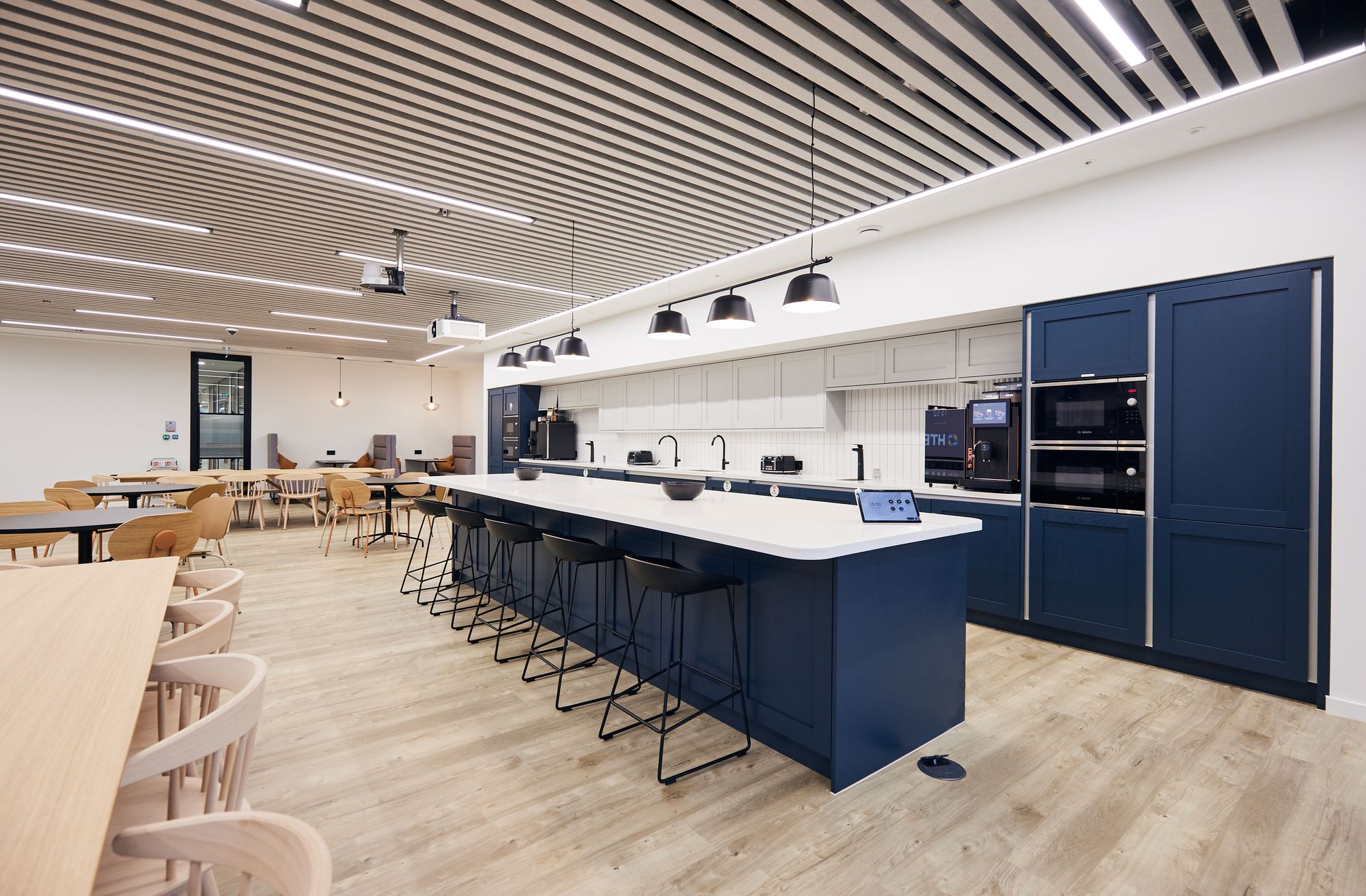 Hampshire Trust Bank Offices - London | Office Snapshots