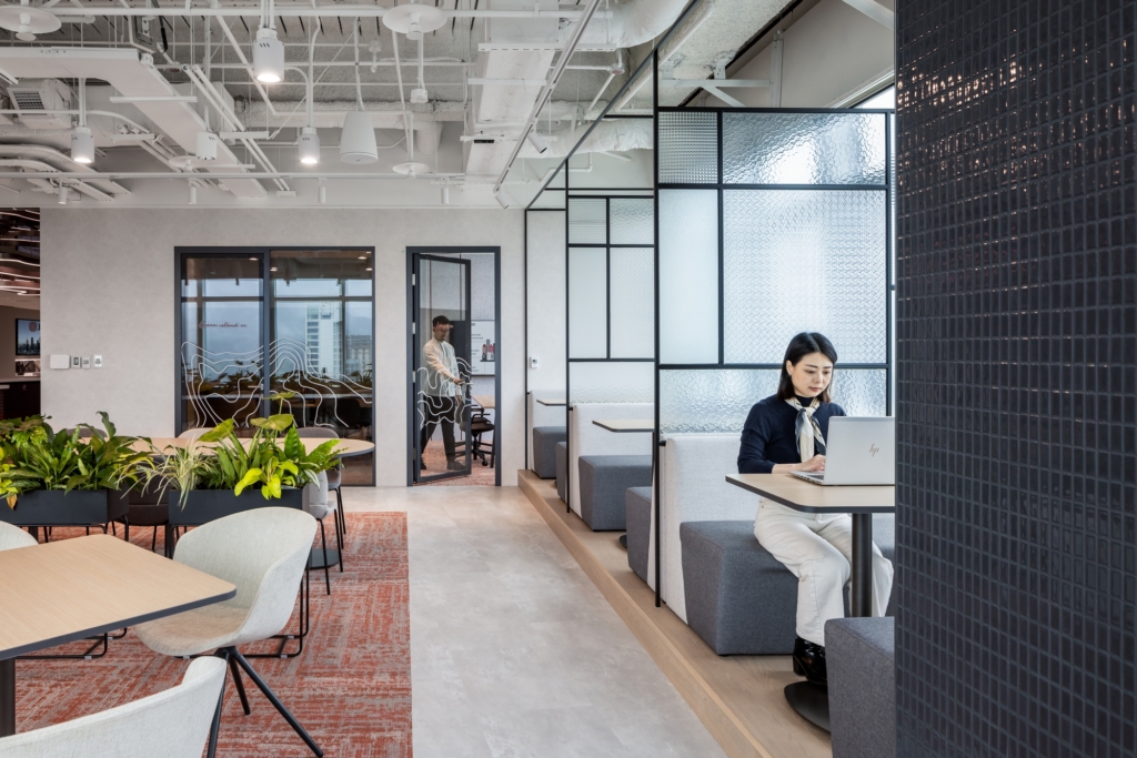 JLL Offices - Taipei | Office Snapshots