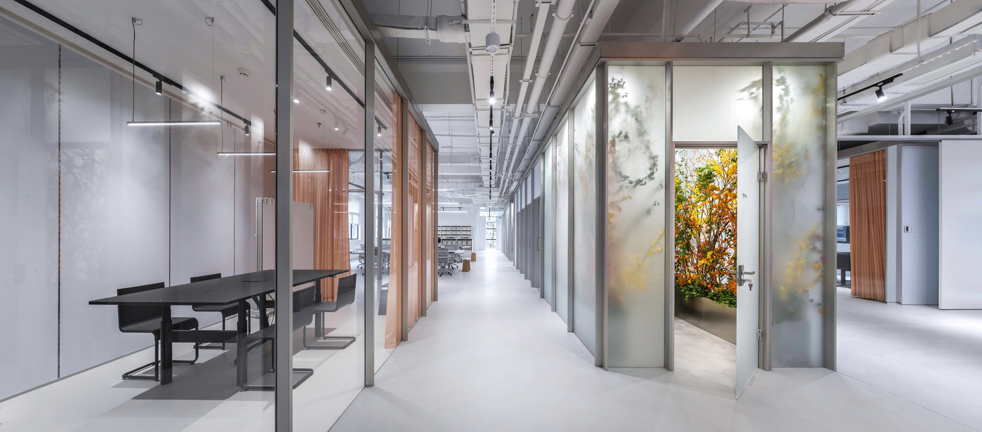 On Running Offices - Shanghai | Office Snapshots