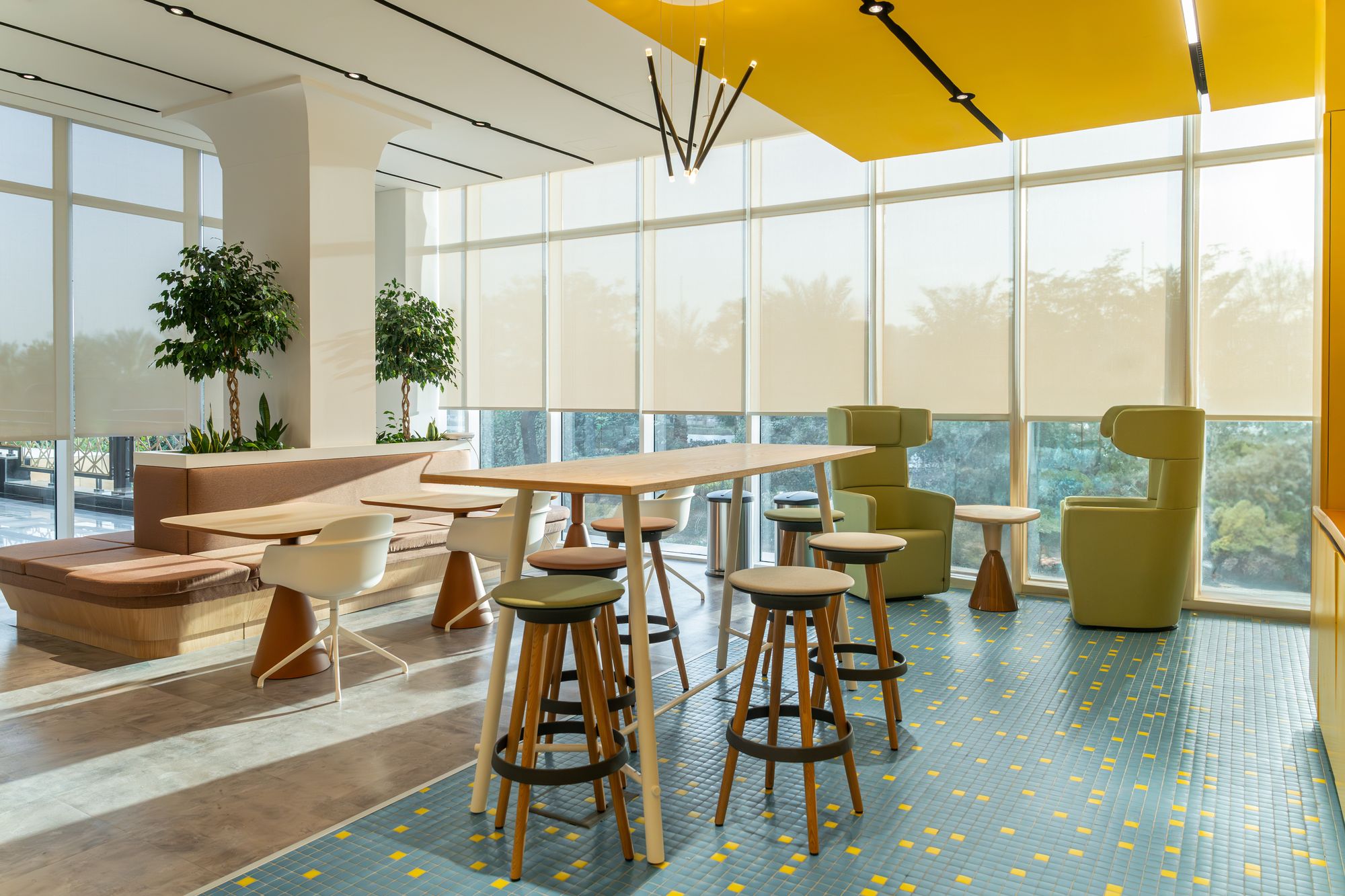 Aleksandra Kubik | Photographer | Office Snapshots