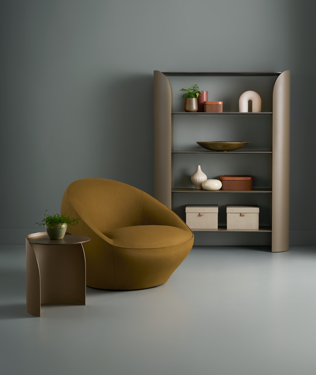 Davis Furniture Elora | Office Snapshots