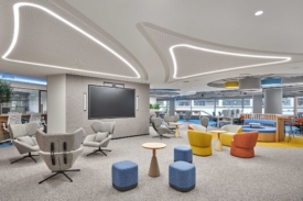 MetLife Offices - Dubai | Office Snapshots