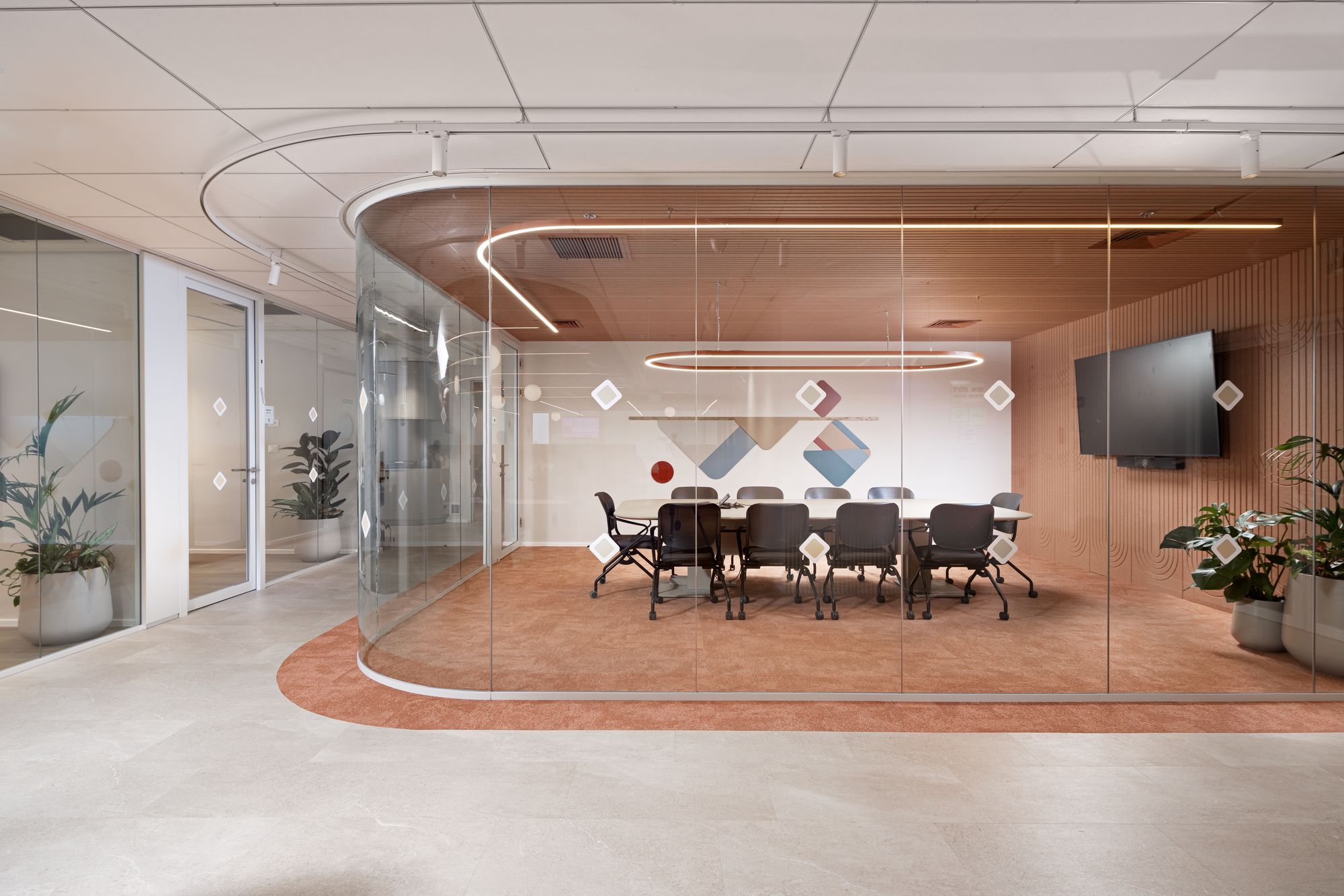 Bank Hapoalim Offices - Holon | Office Snapshots
